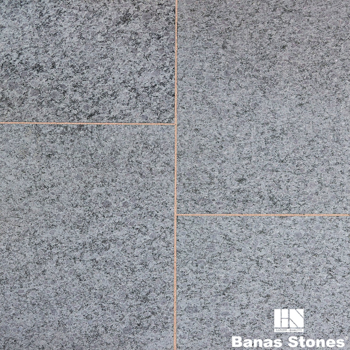 Banas Silver Sapphire – StonesDirect.com