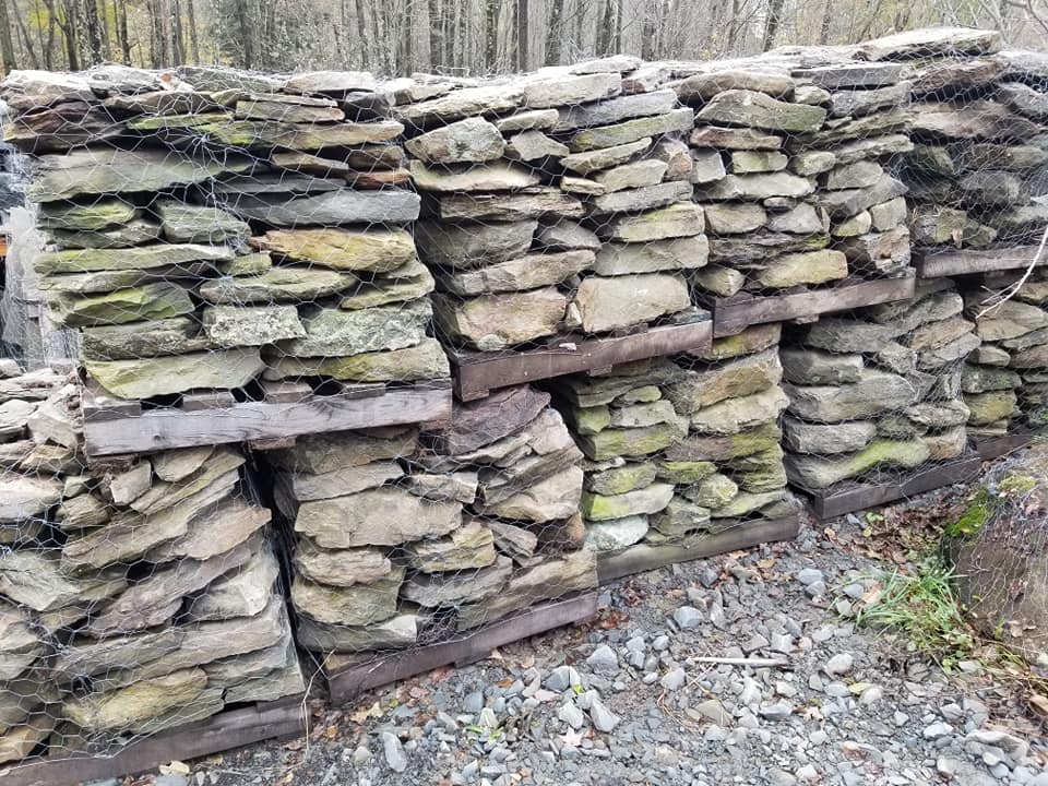 Retaining Wall Stones | Wall Blocks & Natural Stone Wall – StonesDirect.com
